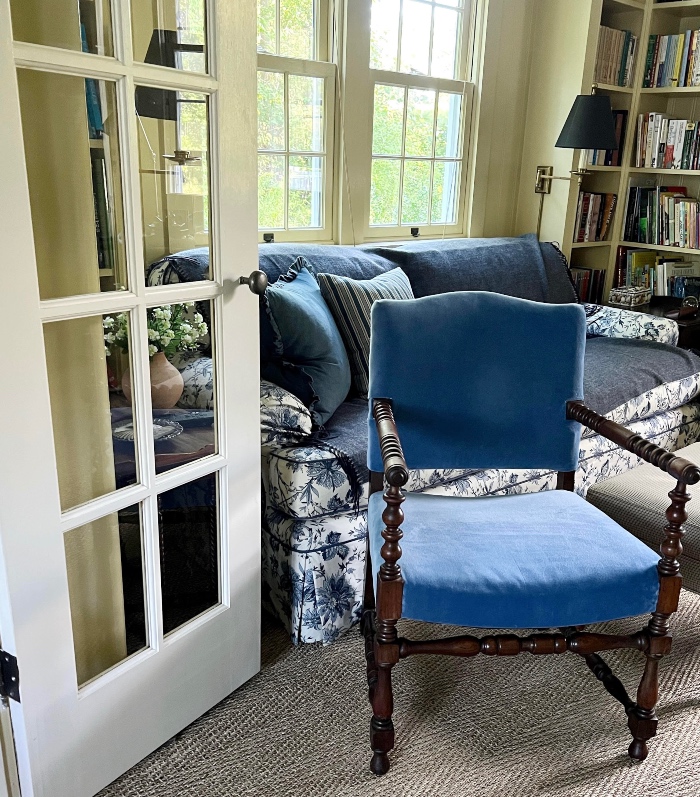 Learn Modern Upholstery with Micaela Sharp & Create Academy